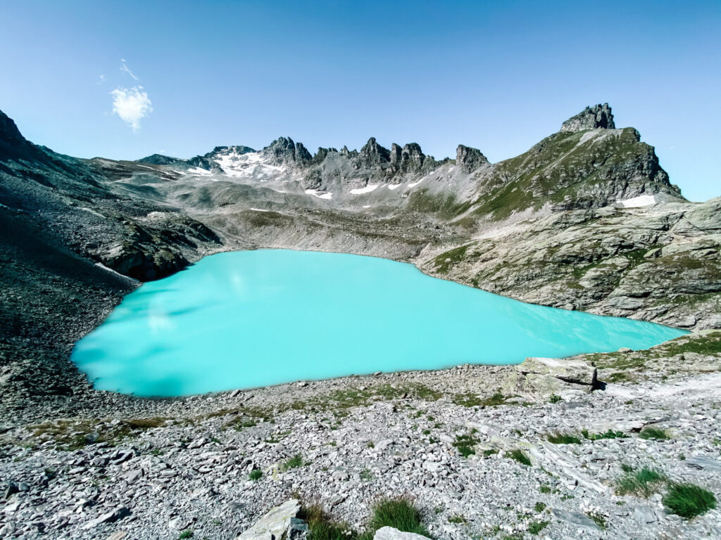 5-Lake Hike Pizol – beautiful place for your wild camping adventure
